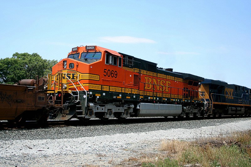 BNSF 5069